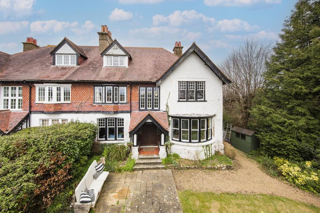 Crowborough Hill, Crowborough 7 bed semi-detached house - £750,000