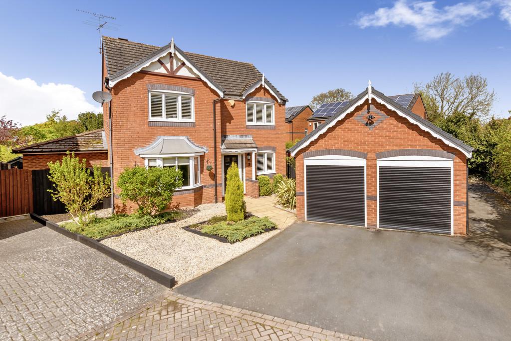 Muxton, Telford 4 bed detached house - £425,000