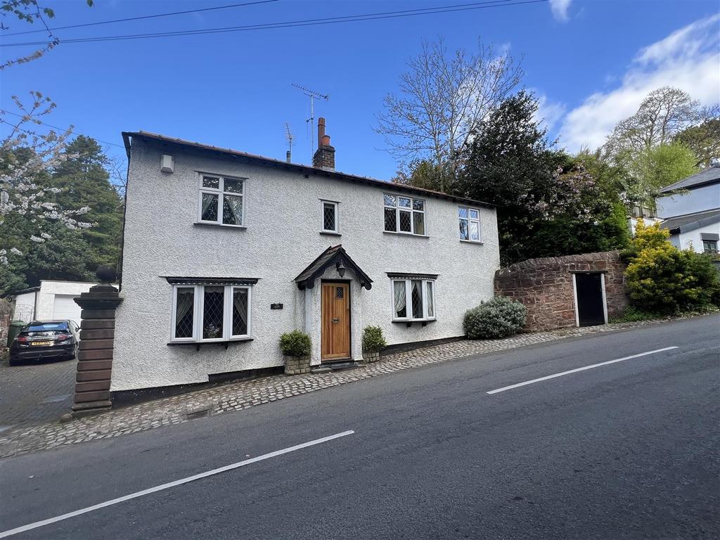 Wallrake, Heswall, Wirral 2 bed cottage - £425,000