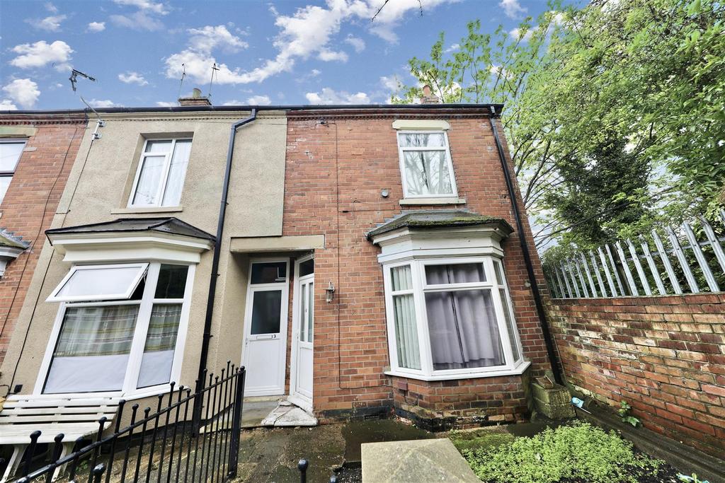 New Bridge Road, Hull 3 bed terraced house for sale - £80,000