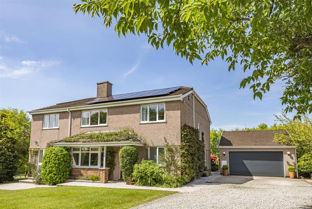 Crapstone, Devon 5 bed detached house - £975,000