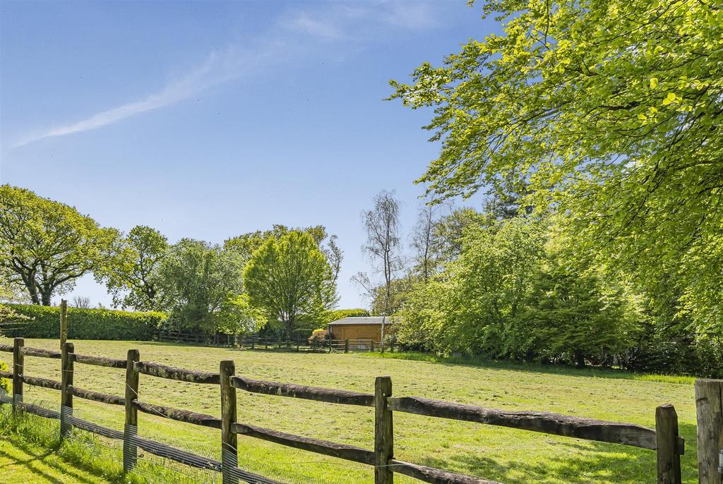 Crapstone, Devon 5 bed detached house - £975,000