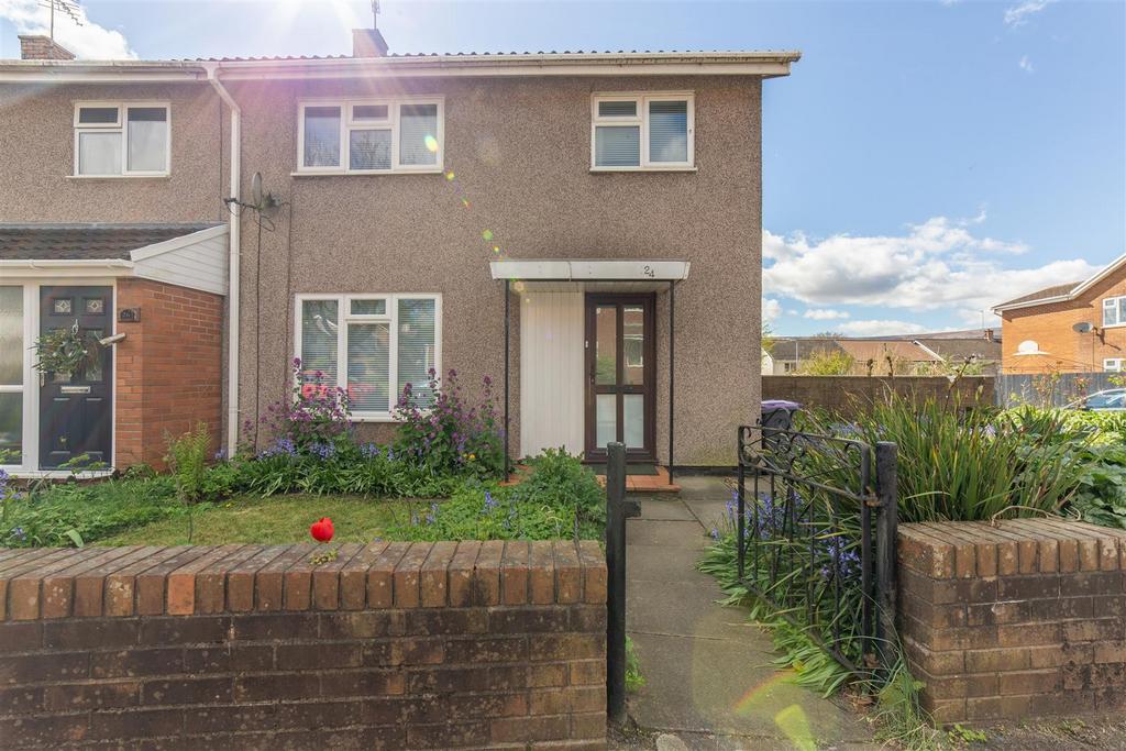 Liswerry Drive, Cwmbran NP44 3 bed end of terrace house - £170,000