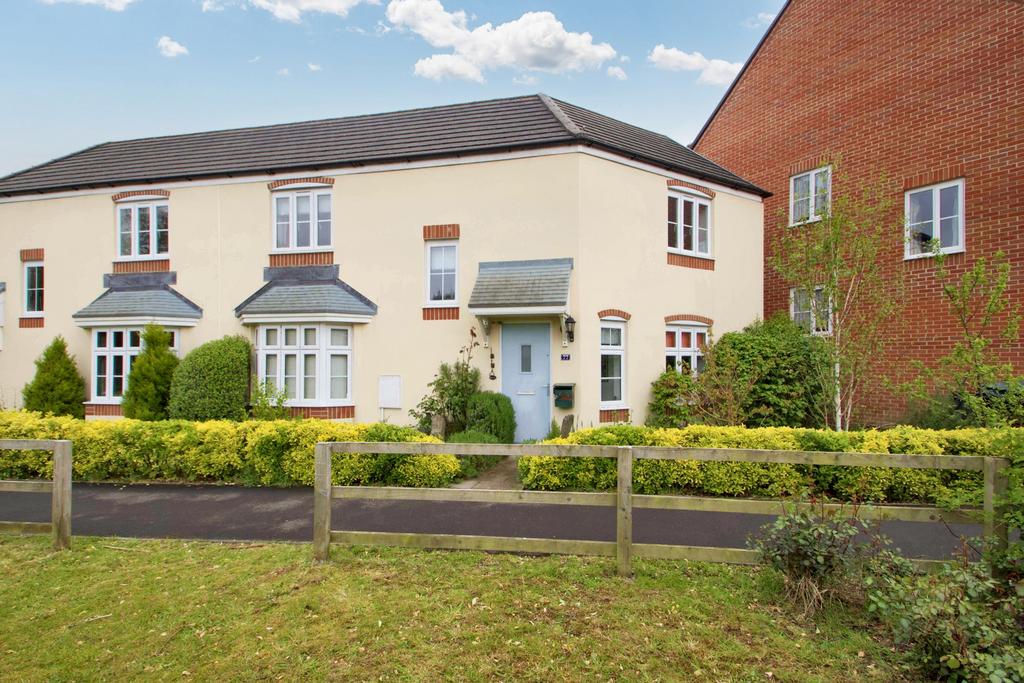 Sharpham Road, Glastonbury 3 bed semi-detached house - £260,000