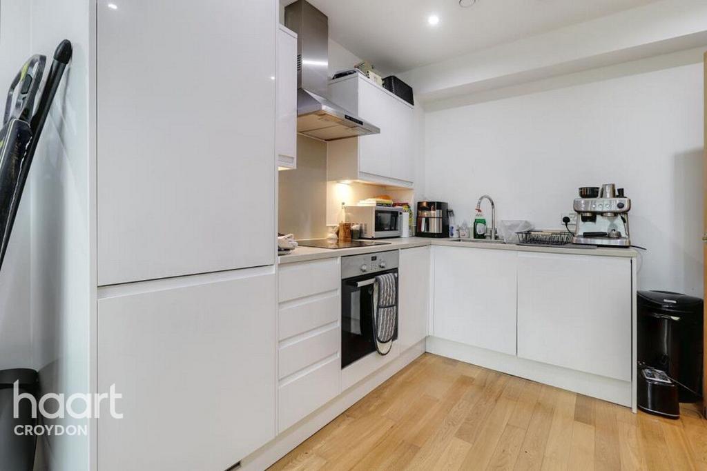 Lansdowne Road, Croydon 1 bed apartment - £1,350 pcm (£312 pw)