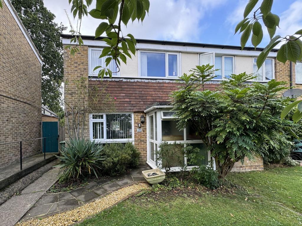 Staplehurst, Kent 3 bed semi-detached house - £325,000