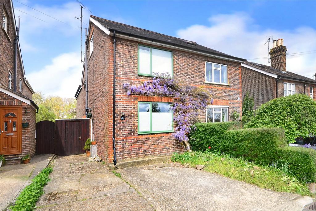 Ashurst Wood, East Grinstead, West... 3 bed semi-detached house - £425,000