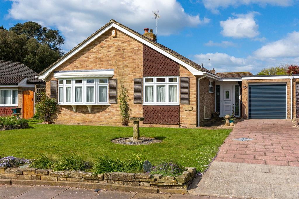 Fernhurst Drive, Goring-by-Sea... 2 bed bungalow - £610,000
