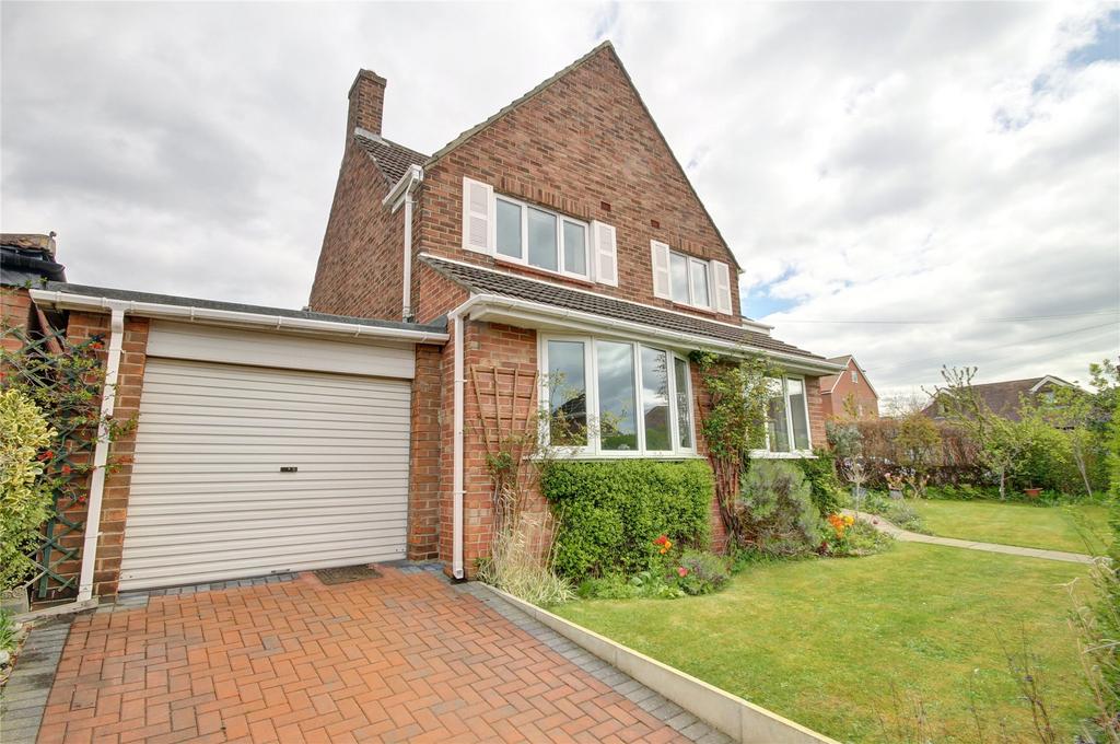 Surtees Drive, Crossgate Moor... 4 bed detached house - £495,000