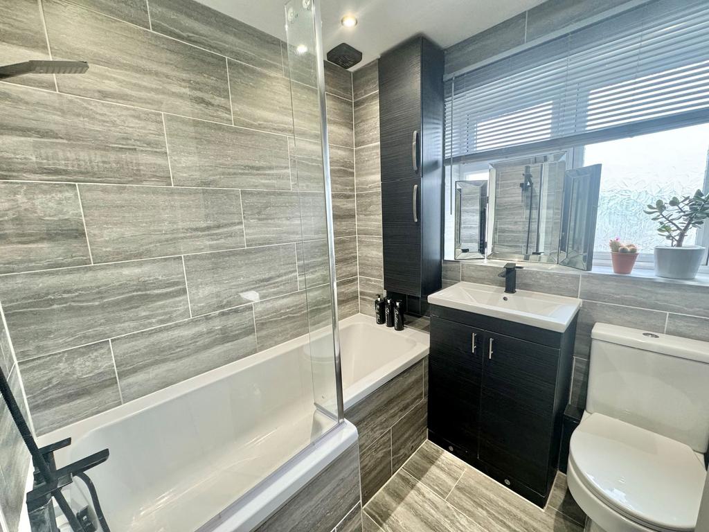 Badgers Close, Newhaven 3 bed semi-detached house for sale - £290,000