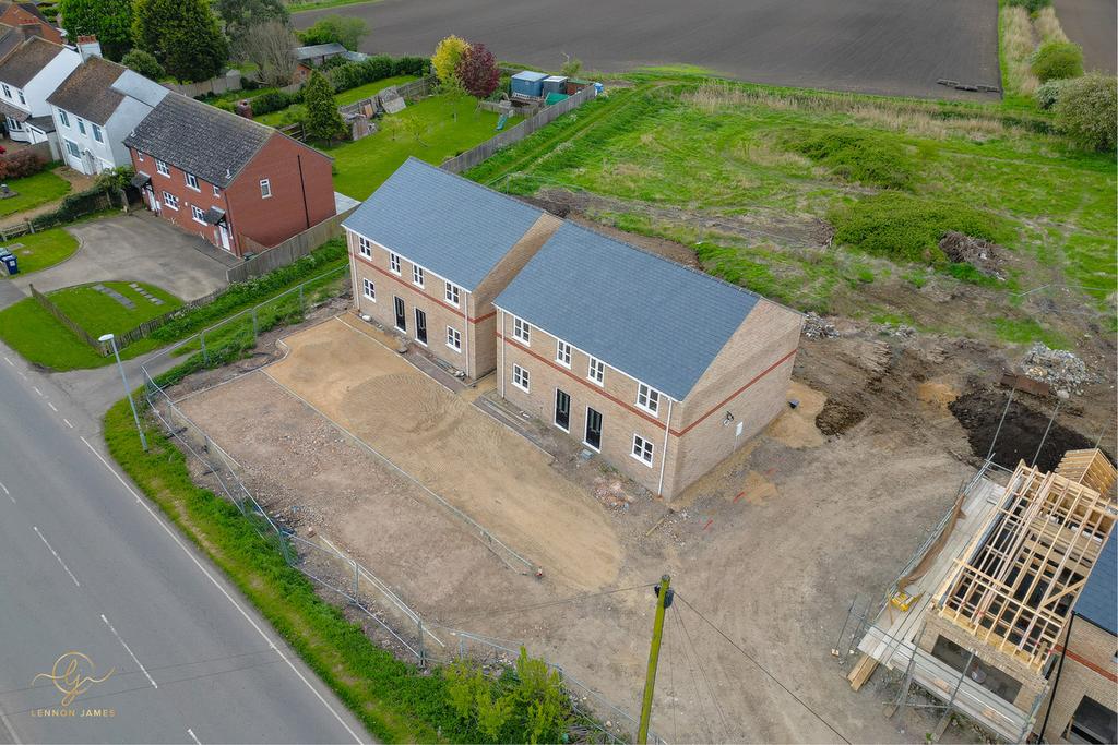 Ramsey Mereside PE26 2 bed semi-detached house - £220,000