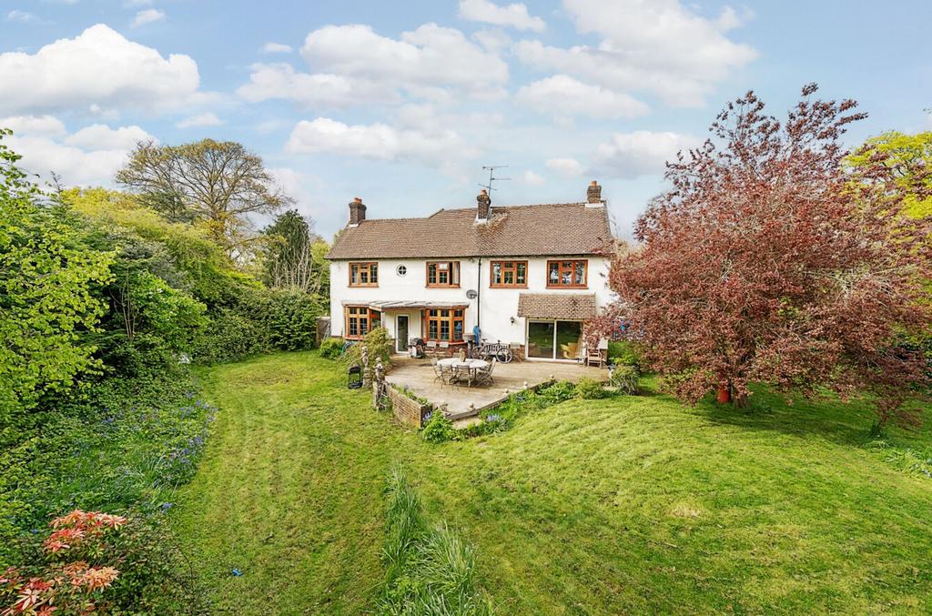 Love Lane, Petersfield, GU31 6 bed detached house for sale - £1,400,000
