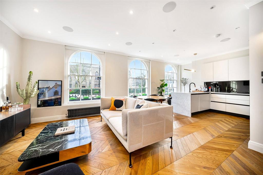 Myddelton Square, London, EC1R 2 bed apartment - £1,050,000