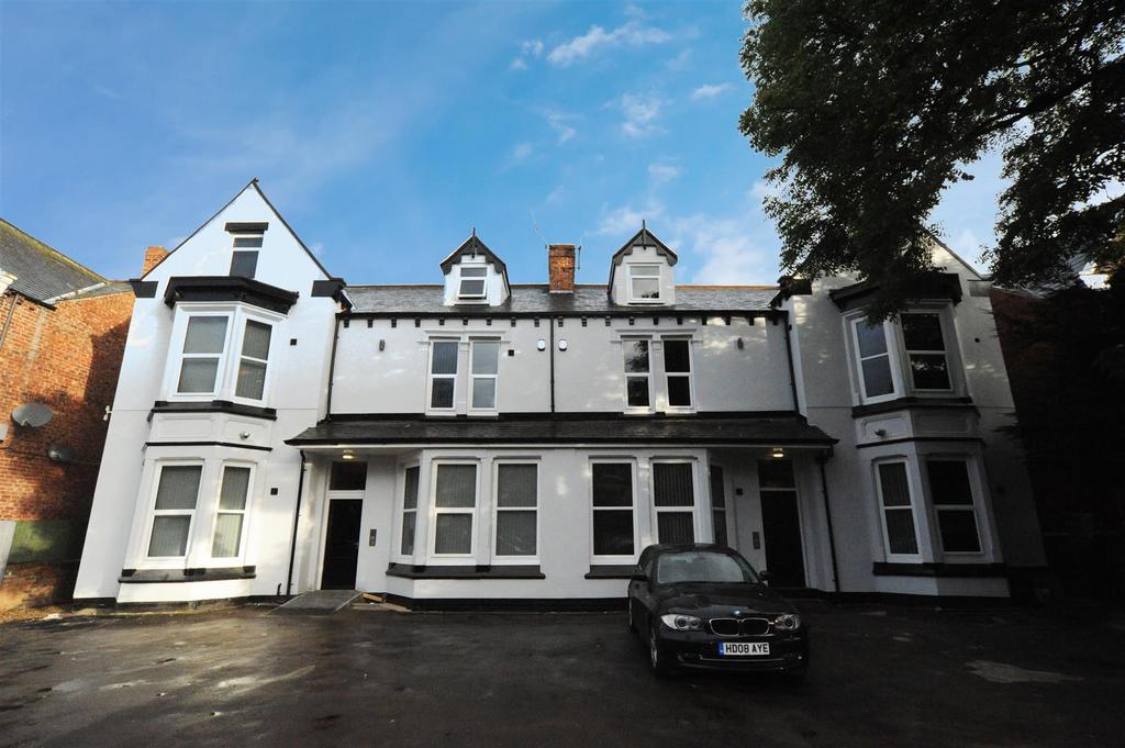 23-25 The Crescent, Middlesbrough TS5 1 bed apartment - £520 pcm (£120 pw)