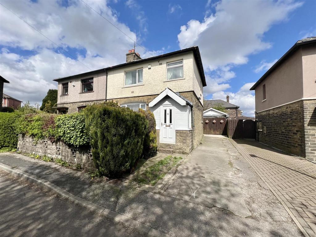 Lingfield Crescent, Bradford BD13 3 bed semi-detached house for sale ...