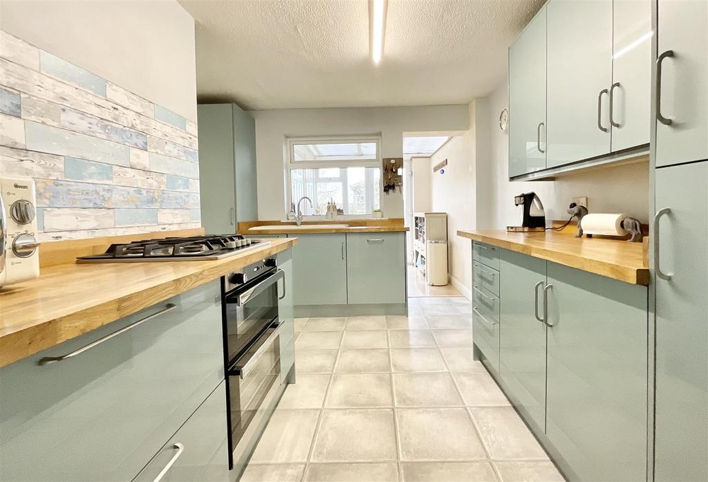 North Home Road, Cirencester 3 bed end of terrace house - £329,950