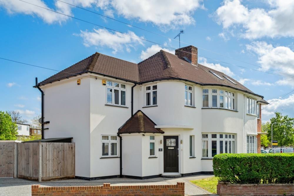 Ferncroft Avenue, Ruislip HA4 4 bed semi-detached house - £710,000