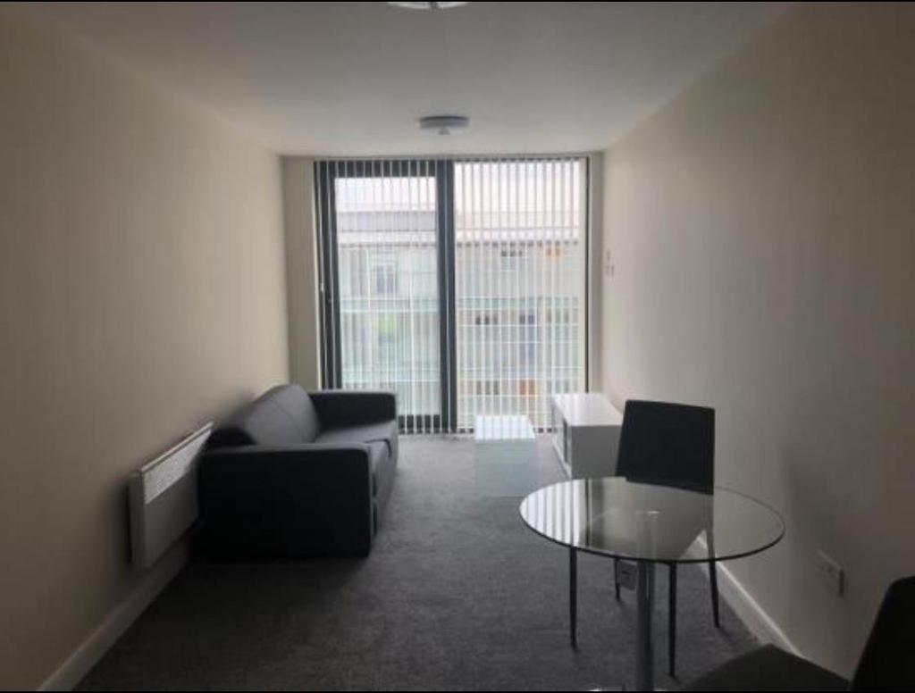 Victoria House, Skinner Lane, Leeds 1 bed house - £119,950