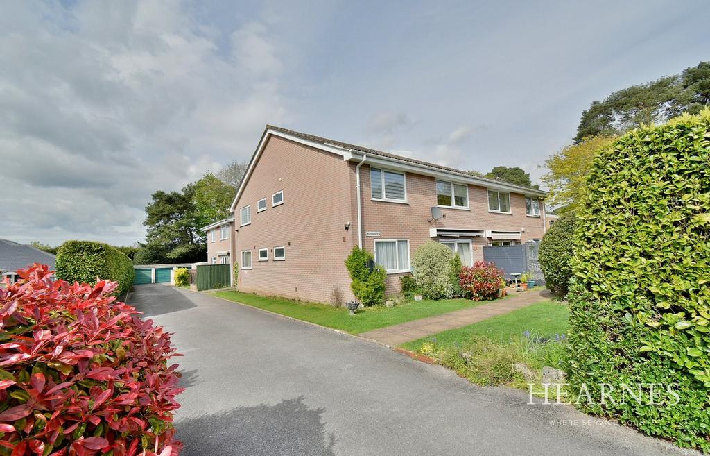 Princes Road, Ferndown, BH22 2 bed flat for sale - £275,000