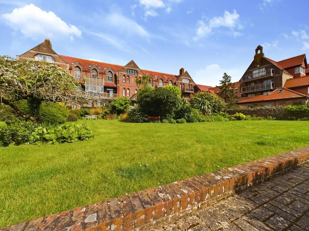 Rottingdean Place, Falmer Road... 2 bed apartment for sale - £475,000