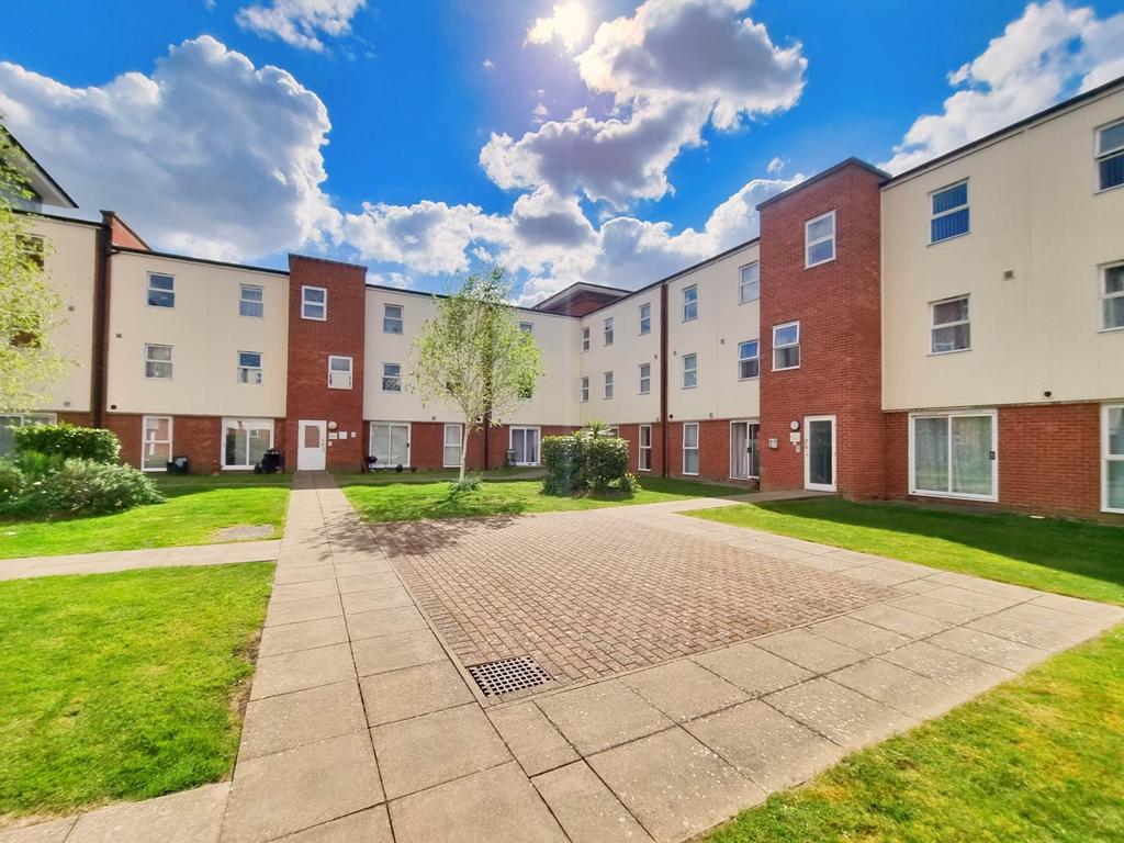 Gaskell Place, Ipswich 2 bed apartment - £910 pcm (£210 pw)