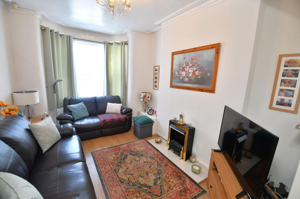 Fitzwarren Street, Salford, M6 3 bed terraced house for sale - £170,000