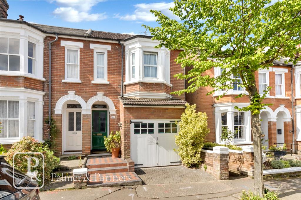 Constantine Road, Colchester, Essex, CO3 3 bed semi-detached house - £ ...