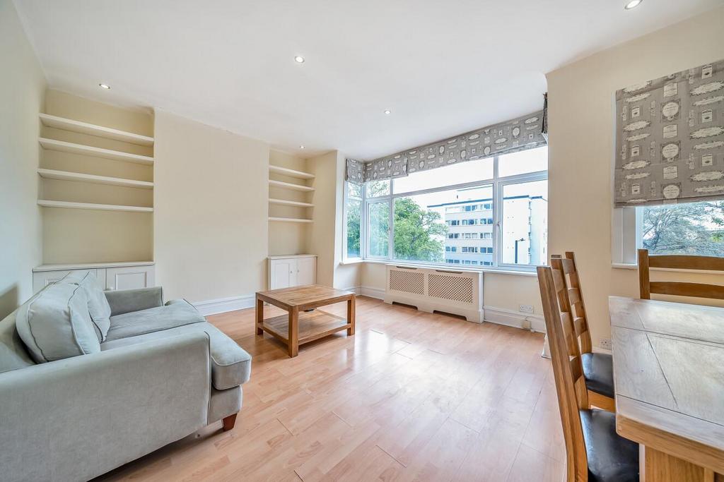 Leigham Court Road, Streatham 2 bed flat - £375,000