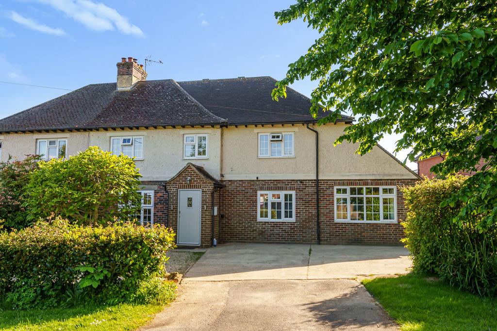 Townfield, Kirdford, RH14 5 bed semi-detached house - £670,000