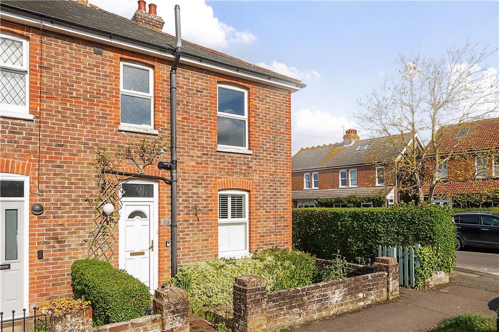 Second Avenue Southbourne Emsworth 2 Bed End Of Terrace House For