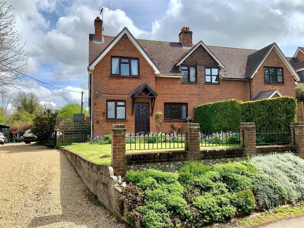 Nether Wallop, Stockbridge... 3 bed semi-detached house for sale - £460,000