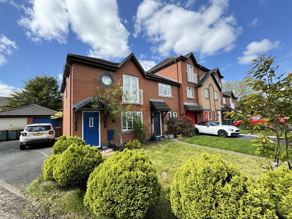 Maritime Way, Ashton-On-Ribble PR2 3 bed semi-detached house - £215,000
