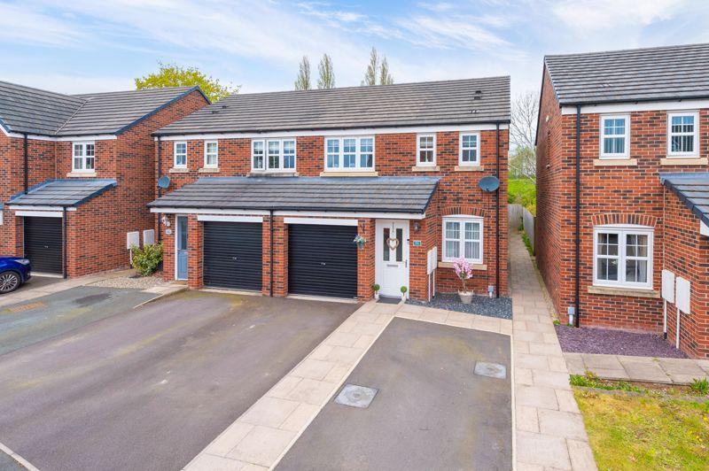 Tetchill Brook Road, Ellesmere 3 bed semi-detached house - £239,995