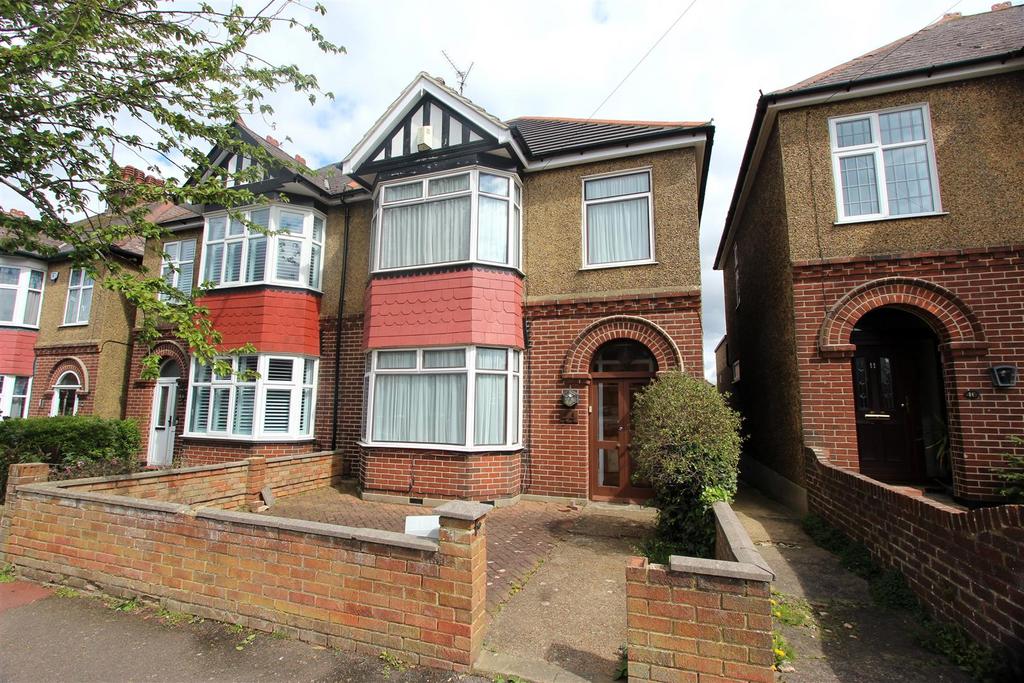 Zetland Avenue, Gillingham ME7 3 bed semi-detached house - £325,000