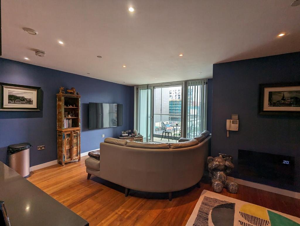 Milliners Wharf, Munday Street... 2 bed apartment for sale - £250,000