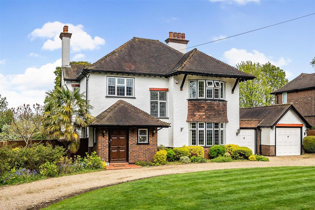 Higher Drive, Banstead 4 bed detached house - £1,400,000