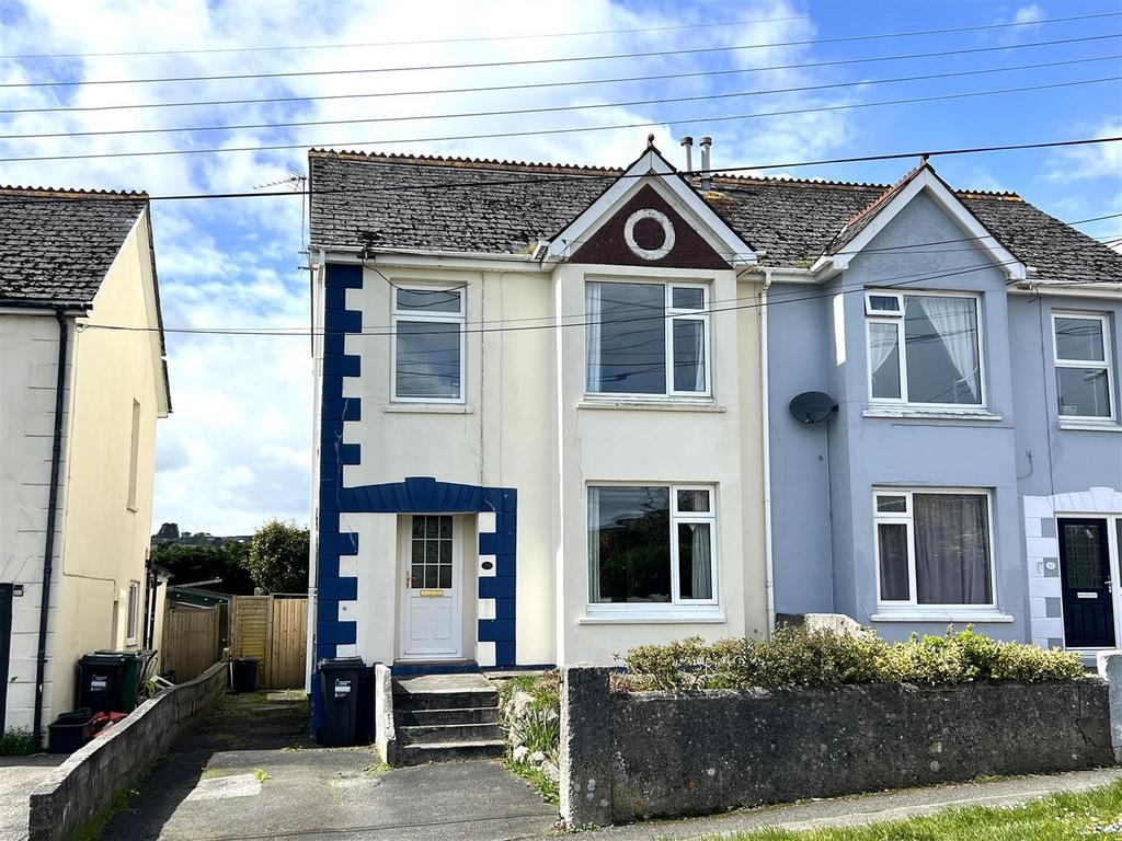 Menear Road, St. Austell 4 bed semi-detached house - £285,000