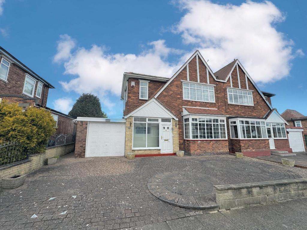 Westland Avenue, Hartlepool 3 bed semi-detached house - £179,500