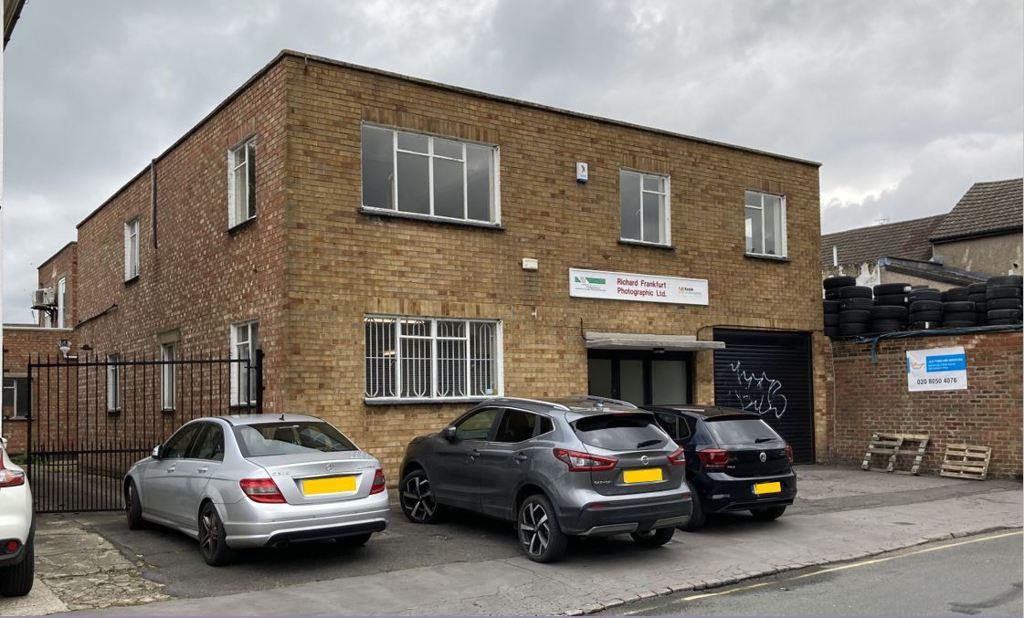 Croydon CR0 Industrial unit - £3,333 pcm (£769 pw)