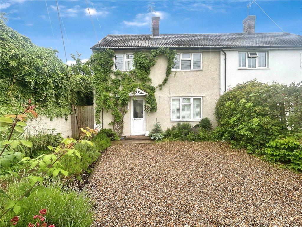 Hill Close, Wooburn Green, High Wycombe 3 bed semi-detached house for ...
