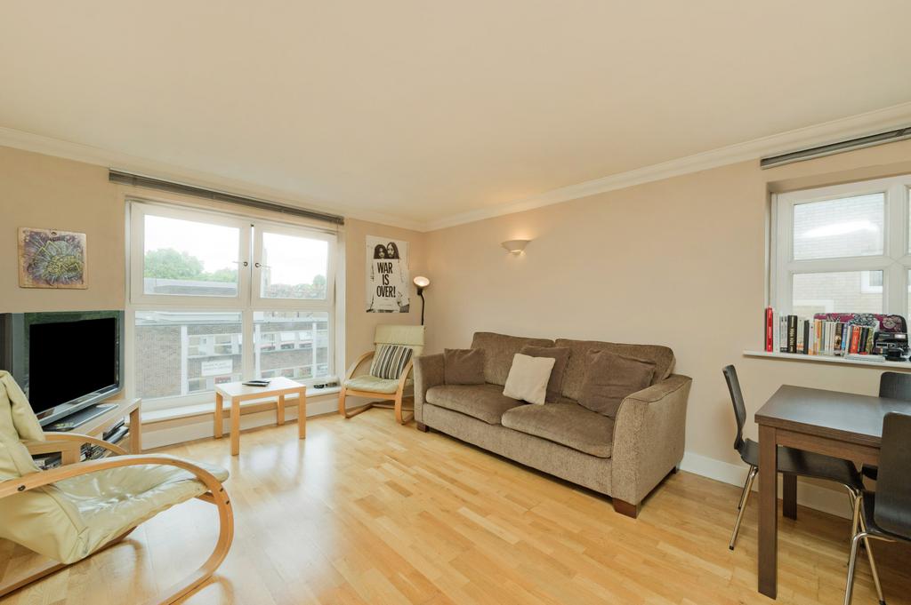 Melville Place, Islington, London 2 bed flat to rent - £2,750 pcm (£635 pw)