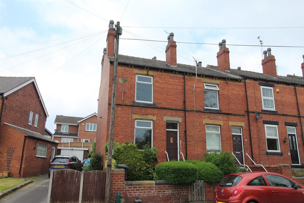 Carlton Lane, Rothwell 2 bed end of terrace house - £125,000