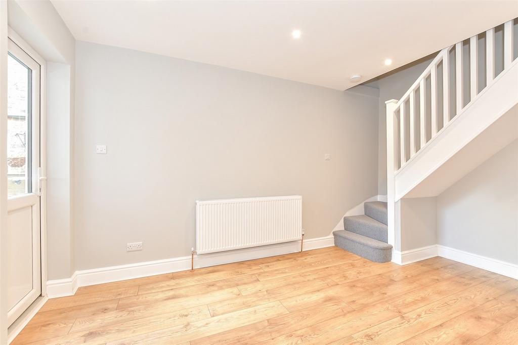 Norfolk Road, Tonbridge, Kent 3 bed terraced house - £425,000