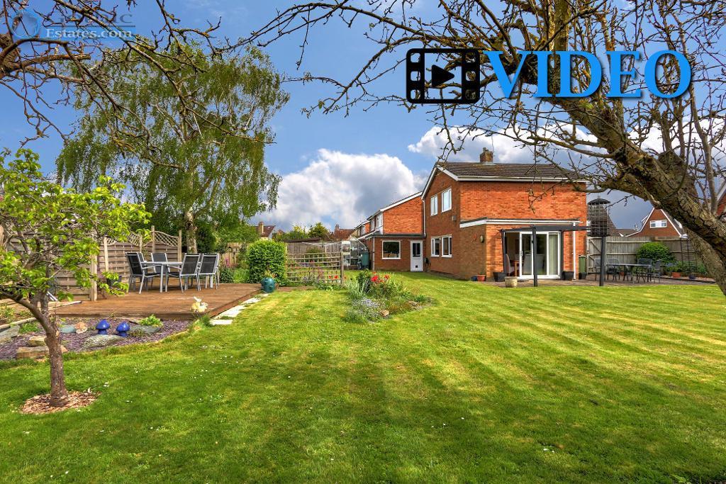 Chase Close, Arlesey, SG15 6UU 3 bed detached house - £520,000