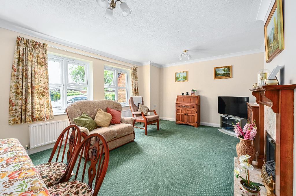 Glebelands, Rectory Fields... 2 bed flat for sale - £240,000