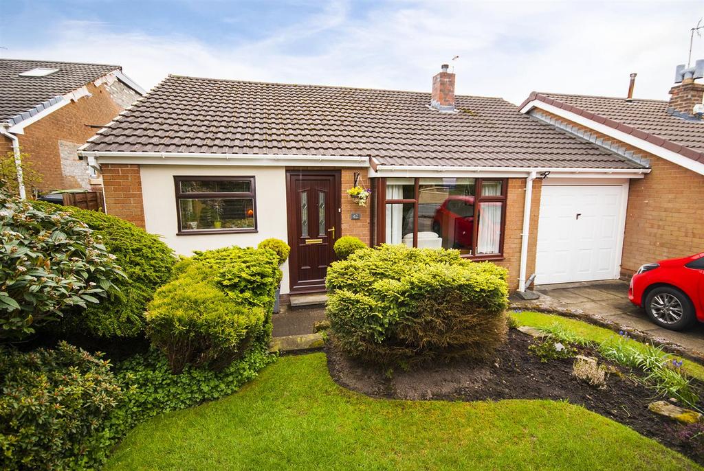 Hospital Road, Bromley Cross, Bolton 3 bed semi-detached bungalow - £ ...