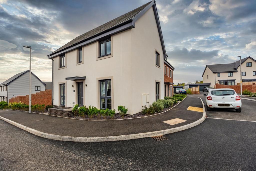 Waun Fawr, Morriston, Swansea, SA6 4 bed detached house for sale - £325,000