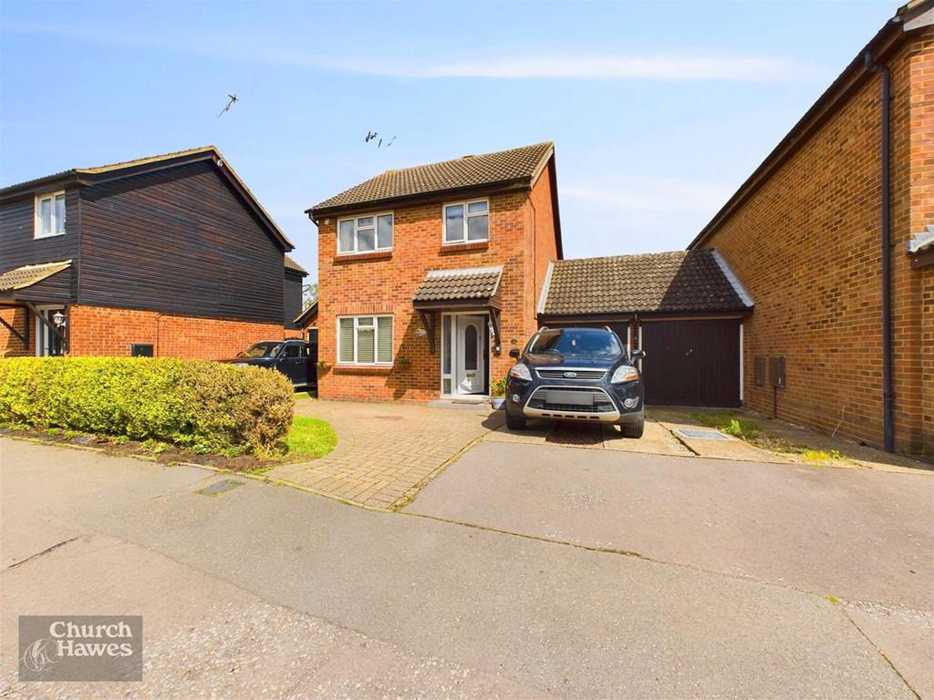 Coopers Avenue, Heybridge 3 bed detached house - £375,000