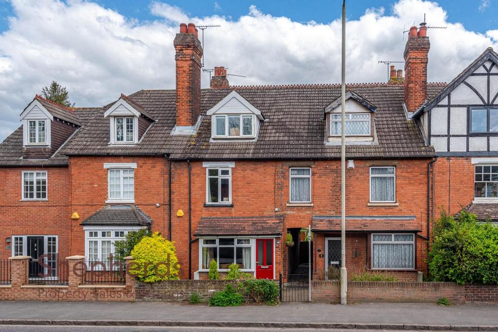Ware Road, Hoddesdon EN11 4 bed terraced house for sale - £500,000