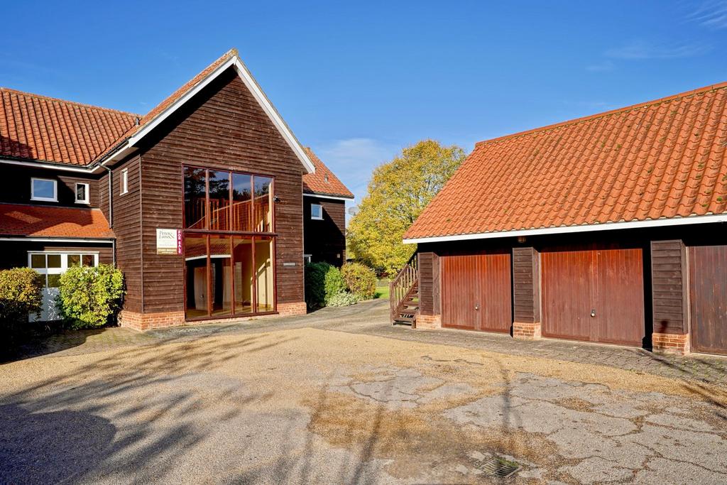 Brook Lane, Upper Dean, Huntingdon, PE28 6 bed mews - £750,000
